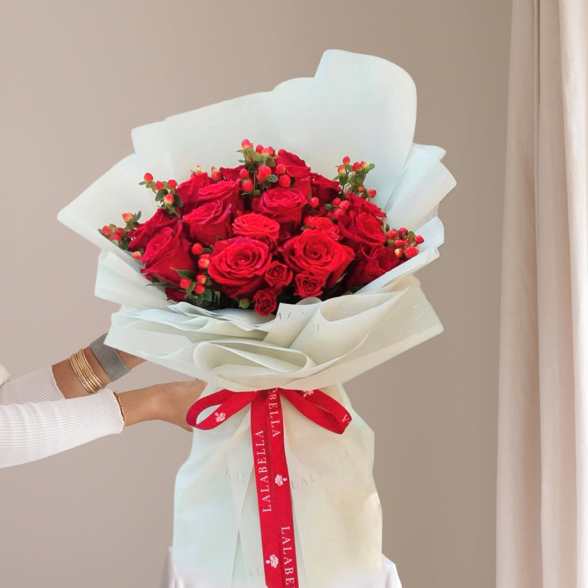 Scarlet Splendor – LalaBella Events & Flowers