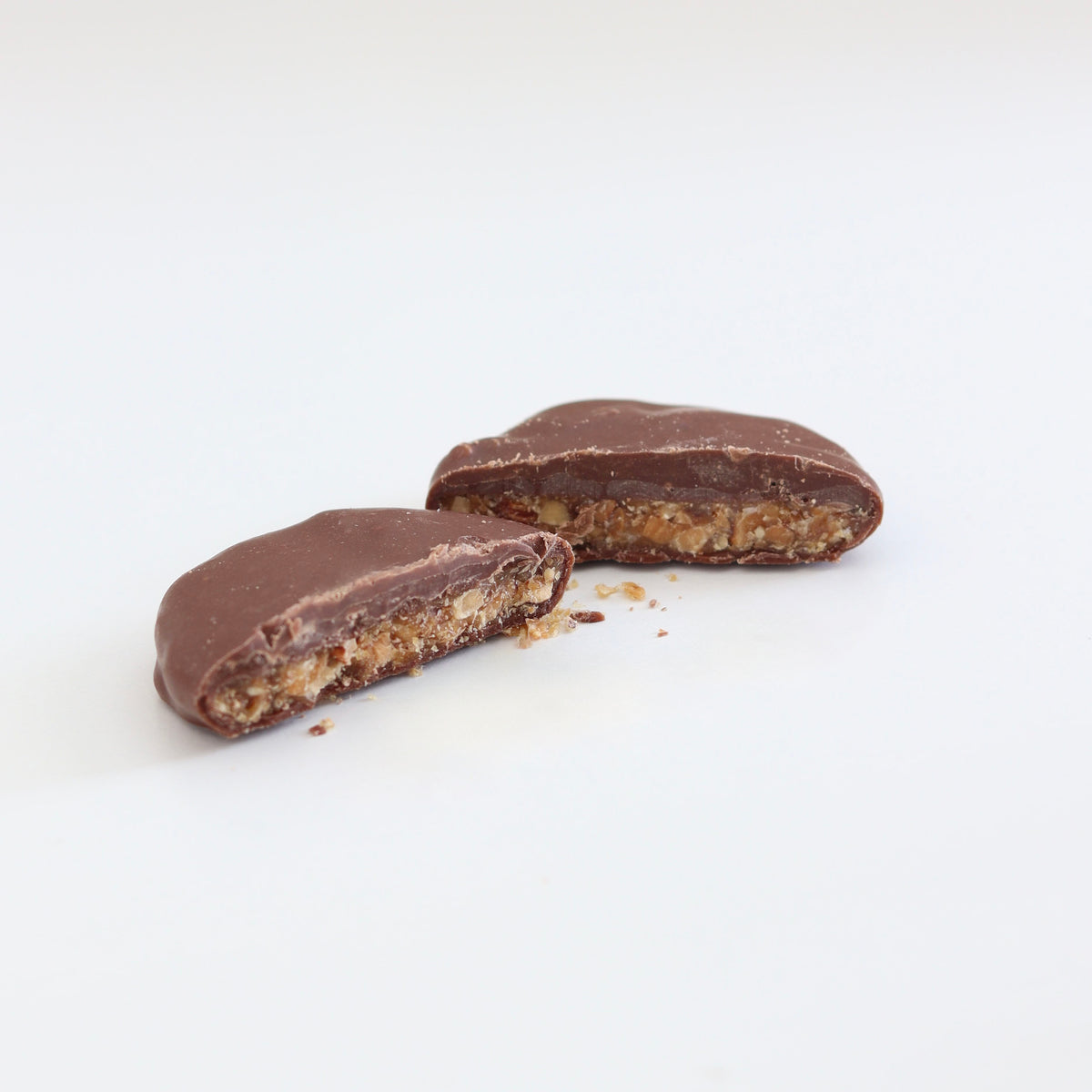 Round Almond Croquan | LalaBella | Flowers Chocolates Events ...